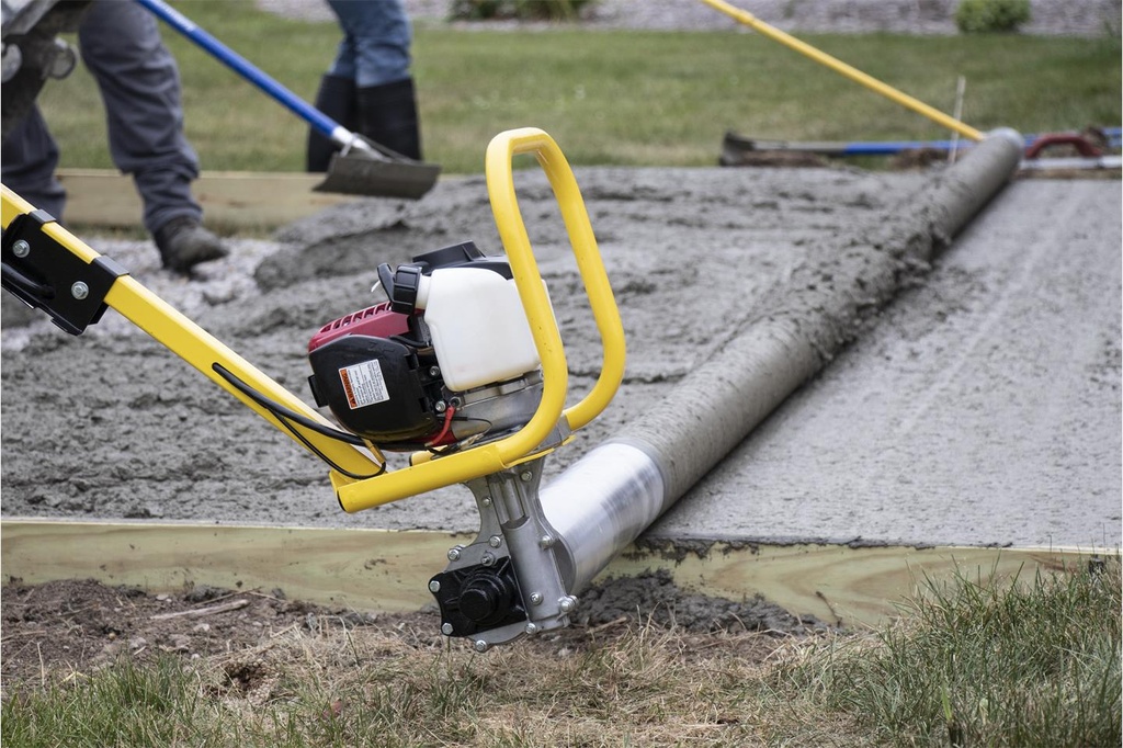 spin-screed-gas-powered